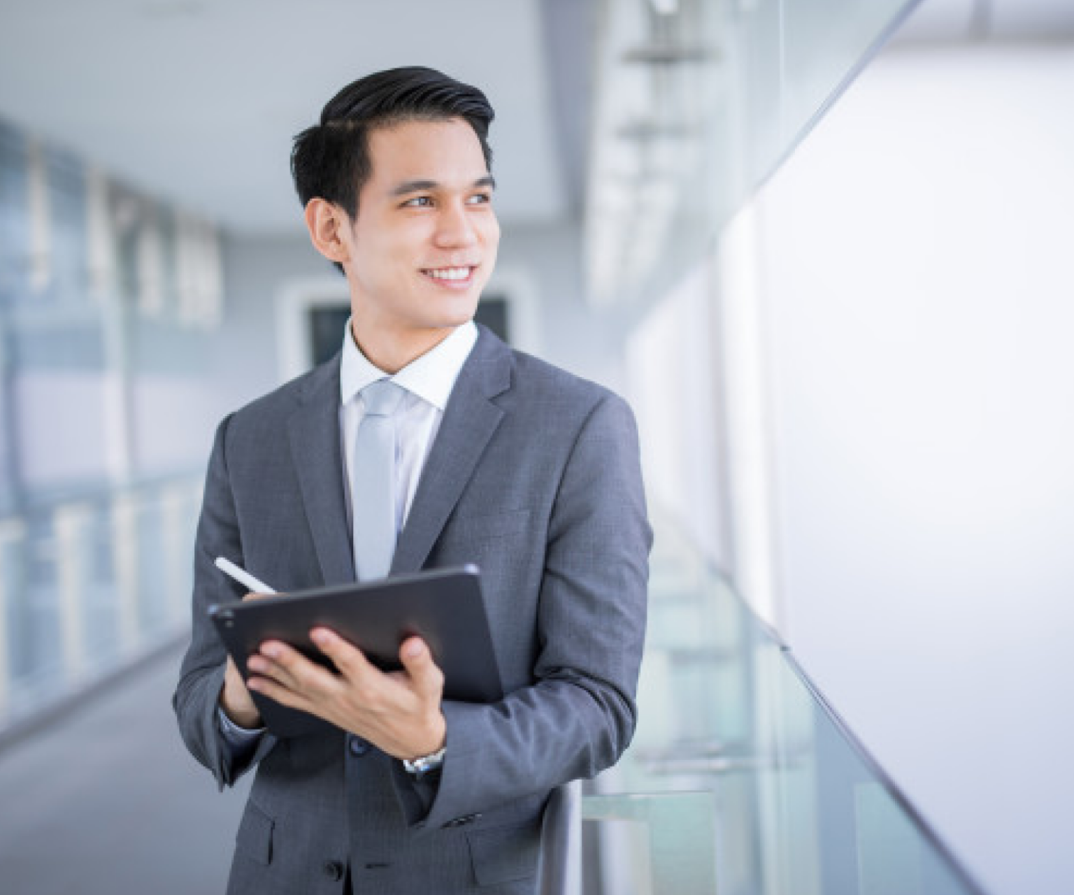 Esevel - Contact us for remote IT management and support